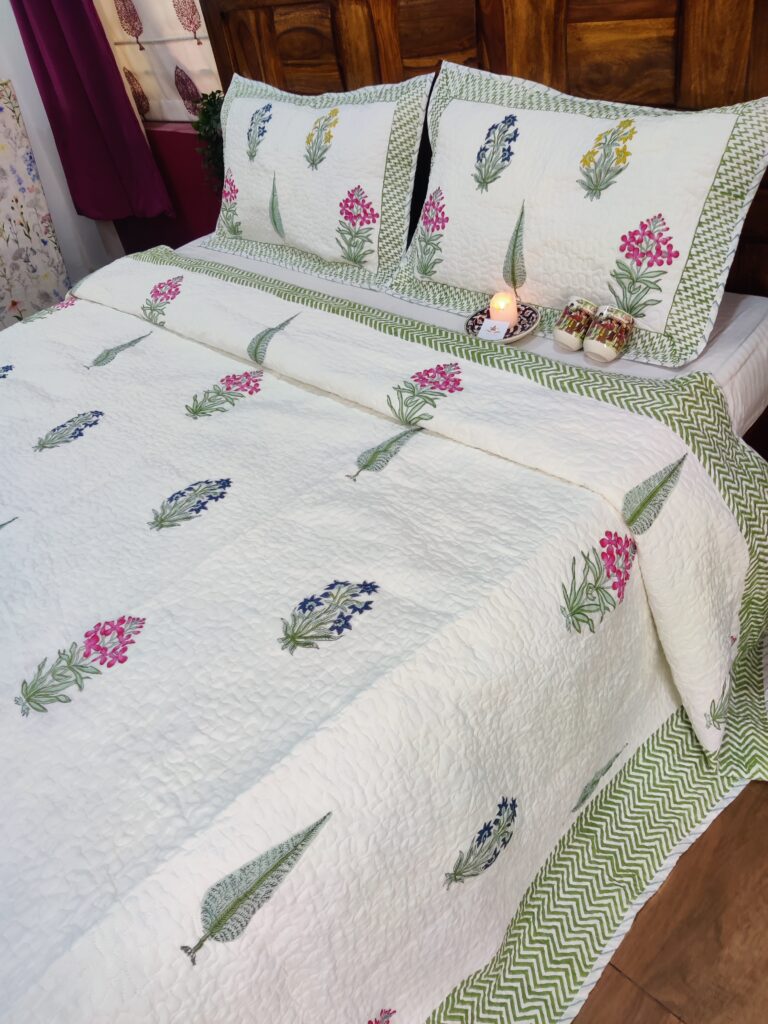 5 Motifs Bedcover Super king – Royal Bedding Heritage